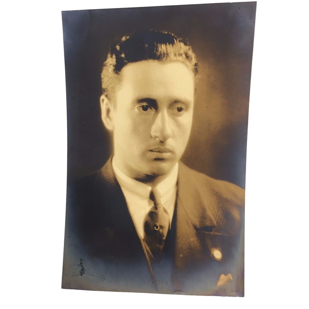 Vintage 1920's Studio Portrait Photograph Man in Suit - Etsy