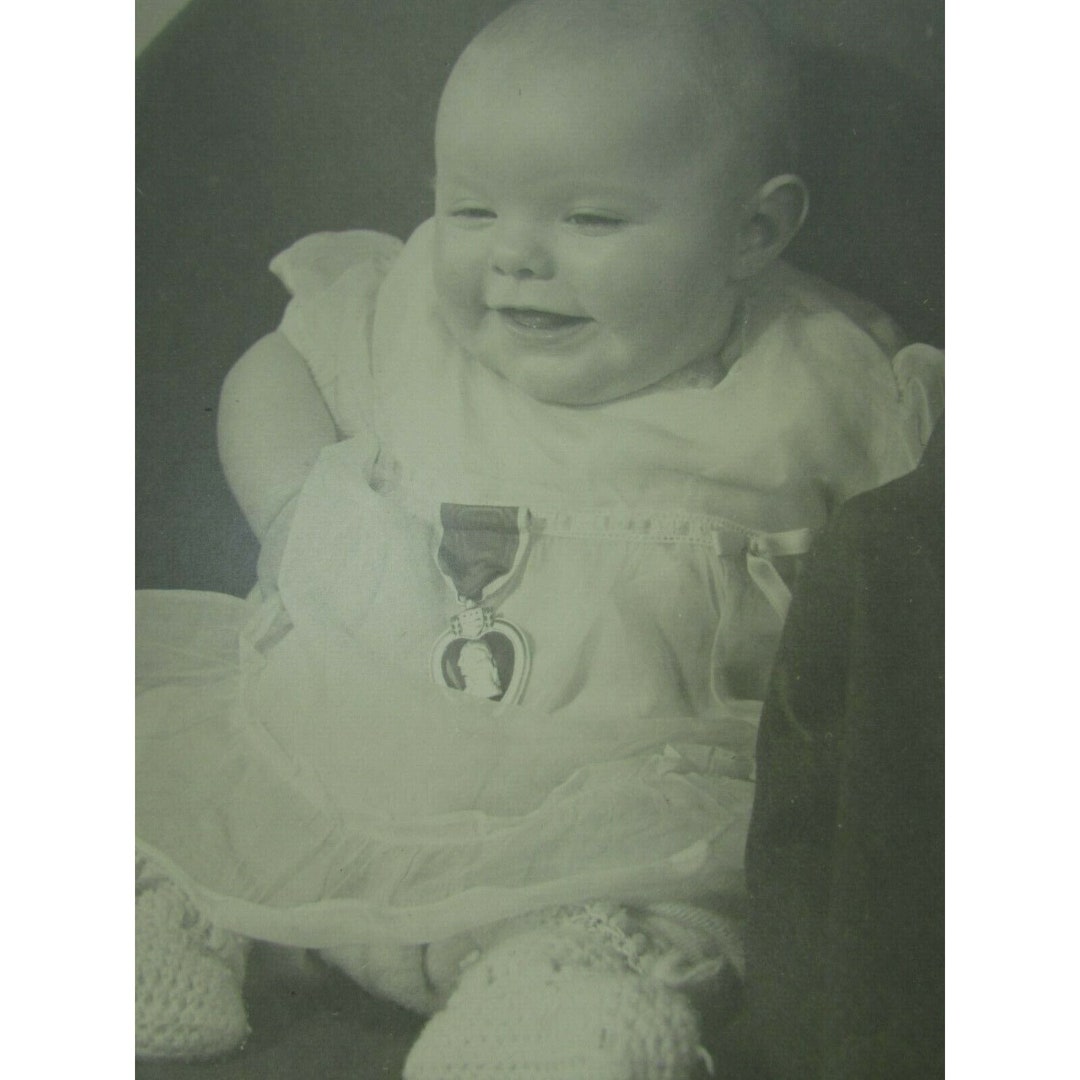 Vintage Baby Girl Photo Purple Heart Medal Photograph 30571 - Etsy