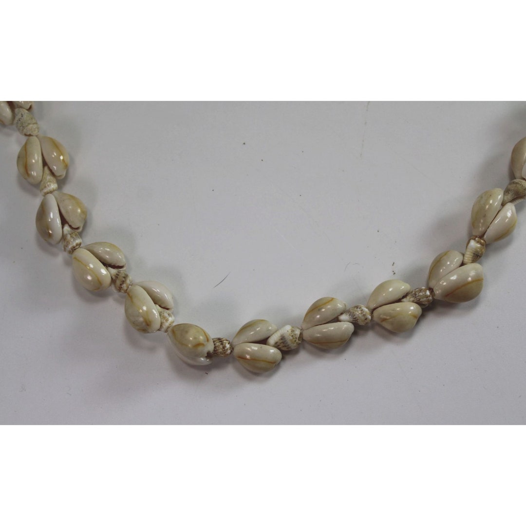 Shell Strand Necklace Vintage Small Shells 54948 - Etsy