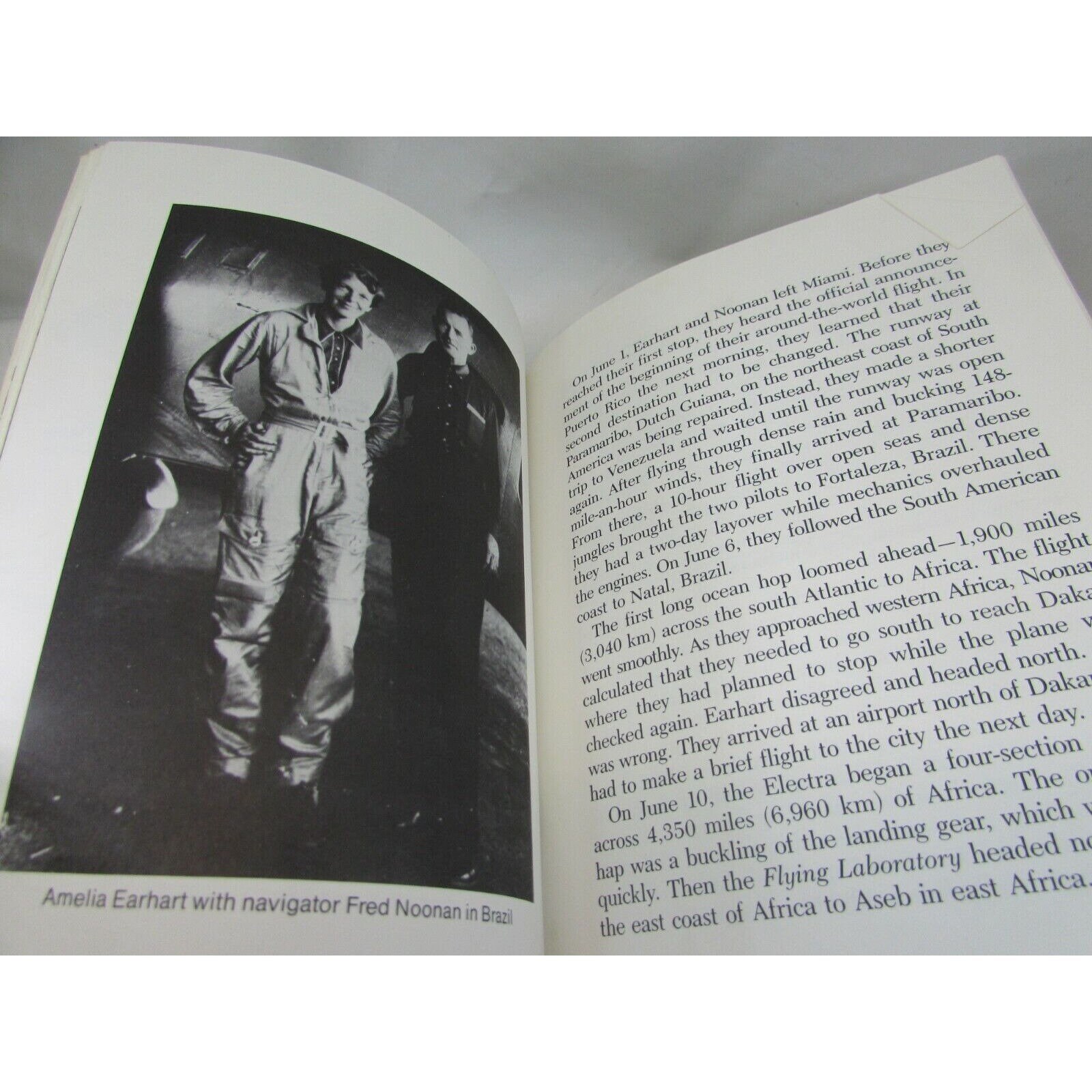 Amelia Earhart Aviation Pioneer by Roxane Chadwick HC 1987 52409 - Etsy