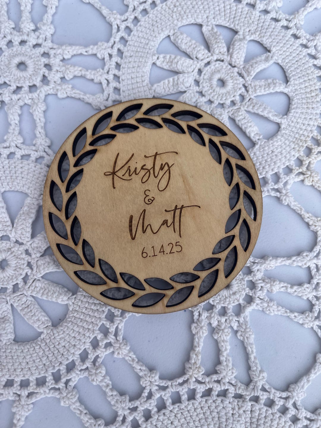 Wood Engraved Coasters-guest Wedding Favors-floral-personalized-round ...