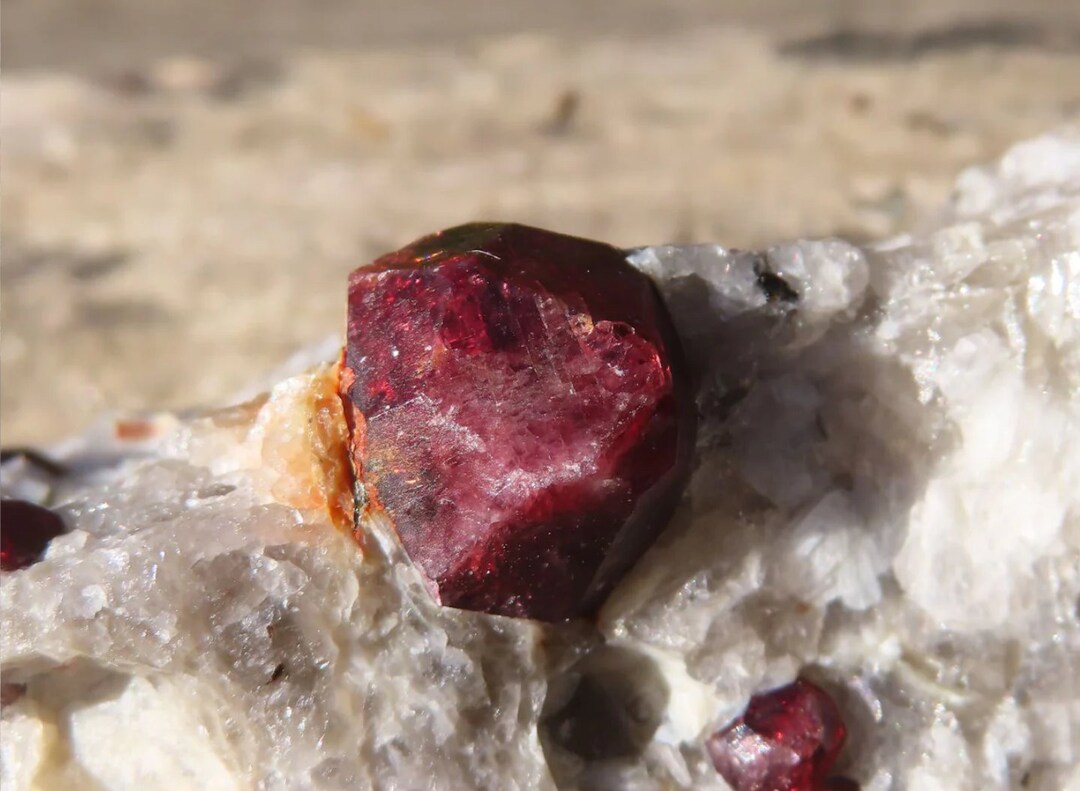 Natural Red Pyrope Garnet Crystals on Matrix Specimens, From Namibia X ...