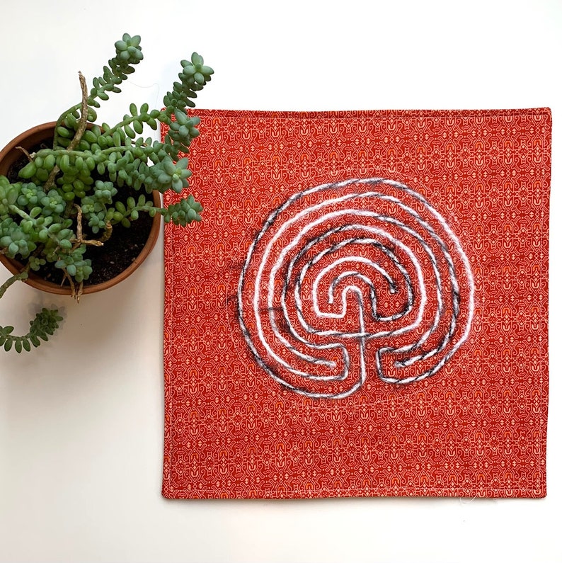 Finger LABYRINTH Quilted Lap Labyrinth Persimmon Color - Etsy