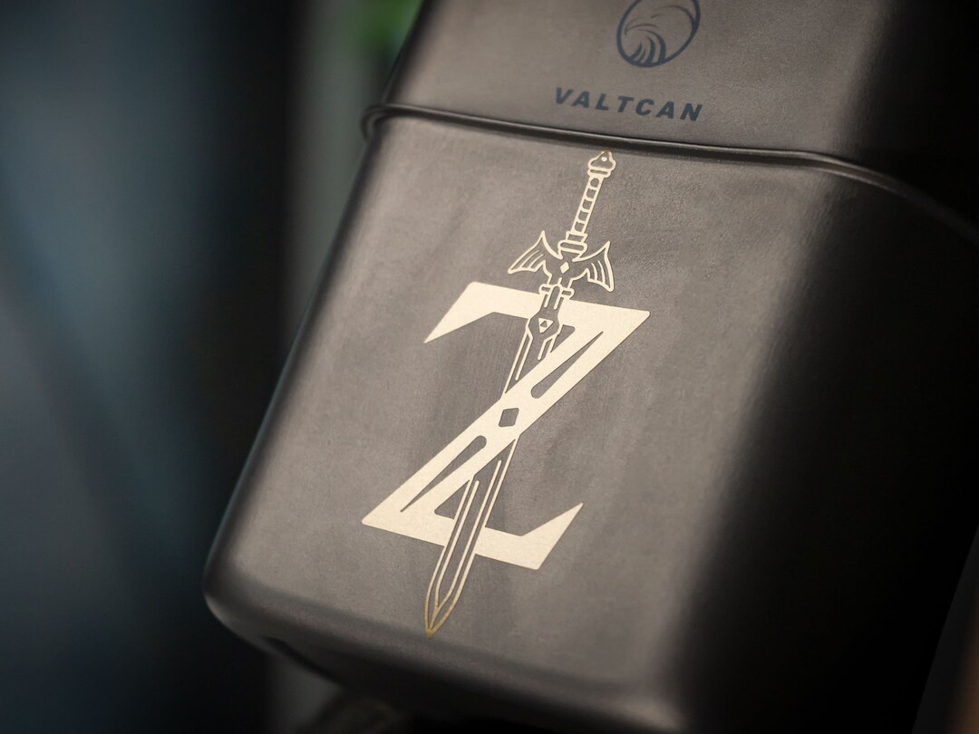 The Legend of Zelda Breath of the Wild (BOTW) Gold Vinyl Logo Sticker ...