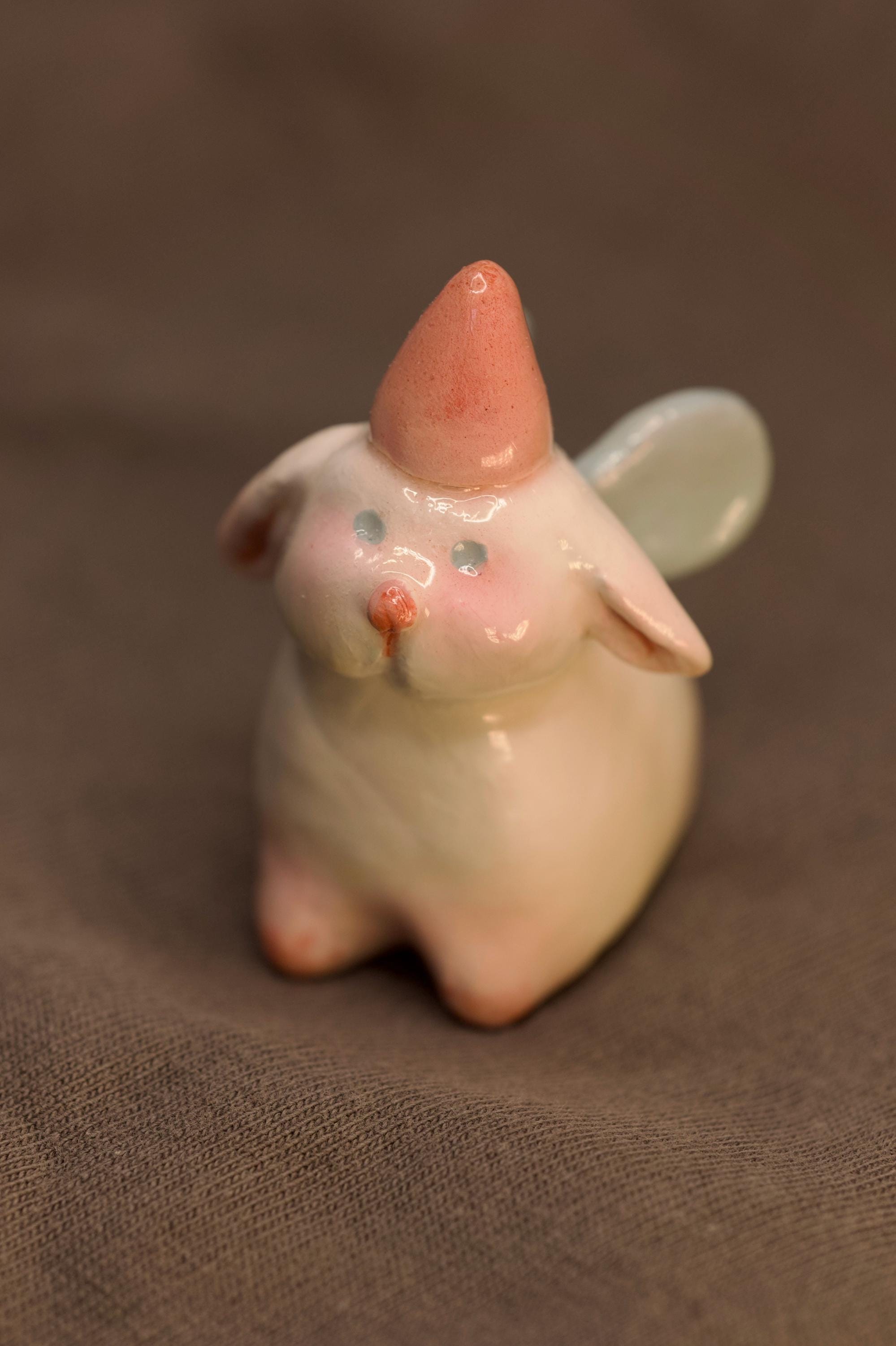 Cute Clay Bunny Figurine With Wings，flying Rabbit Ornament，creative ...