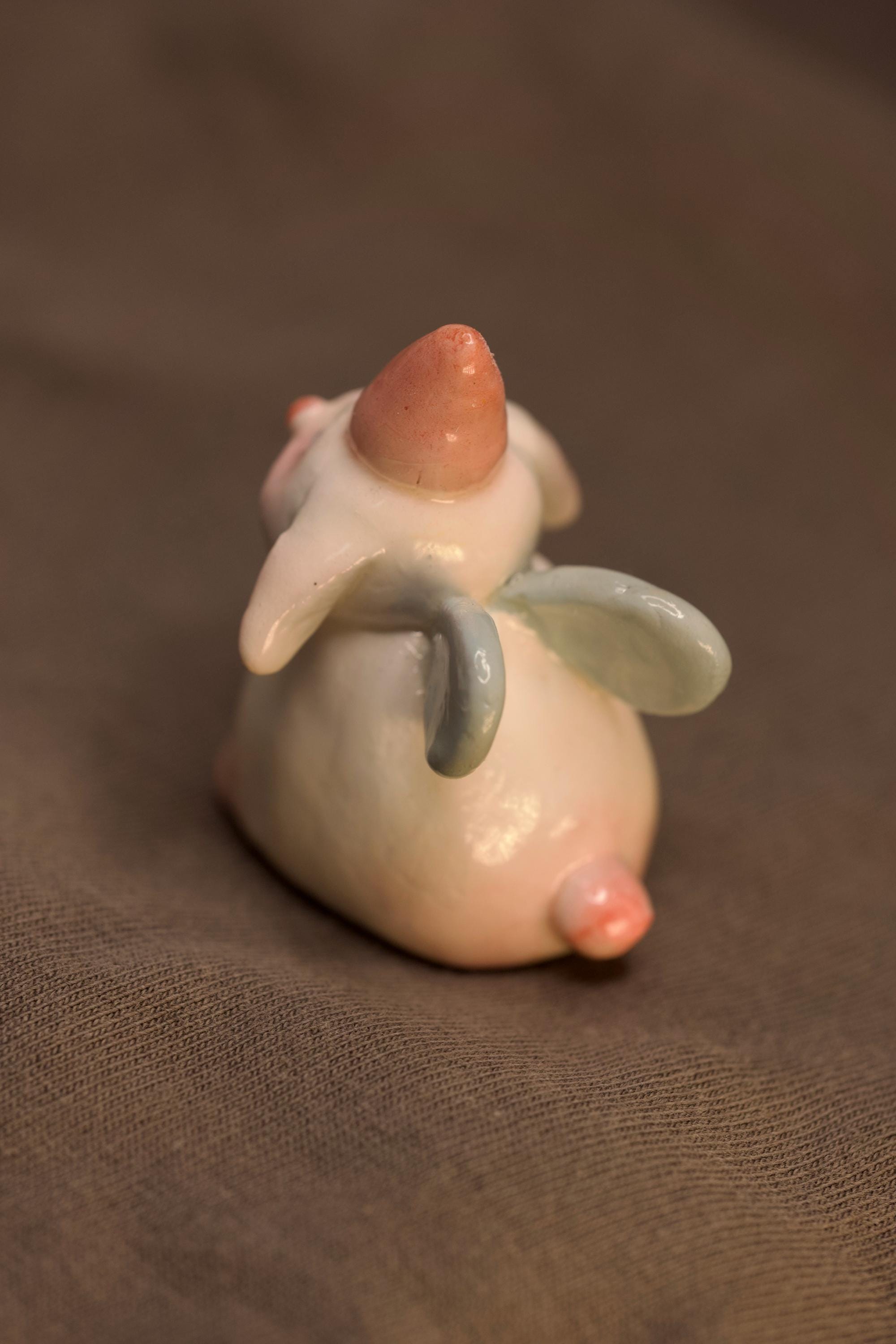 Cute Clay Bunny Figurine With Wings，flying Rabbit Ornament，creative ...