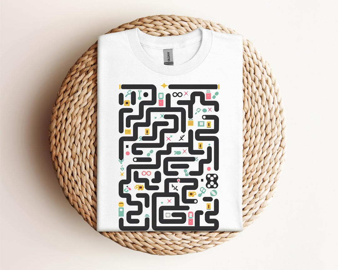 Virtual Maze Gamer T-shirt, Fun Digital Puzzle Graphic Tee, Labyrinth ...