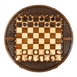 Handcrafted Wooden Circle Chess Set / PERSONALIZED - Etsy