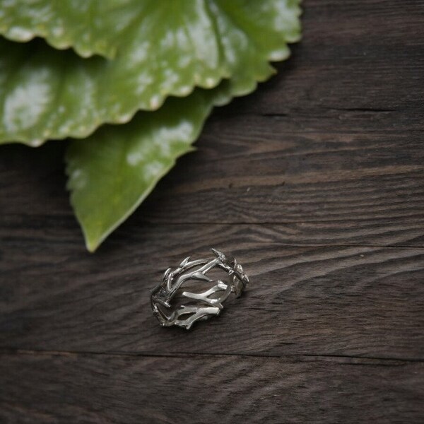 Thorn Ring - Etsy