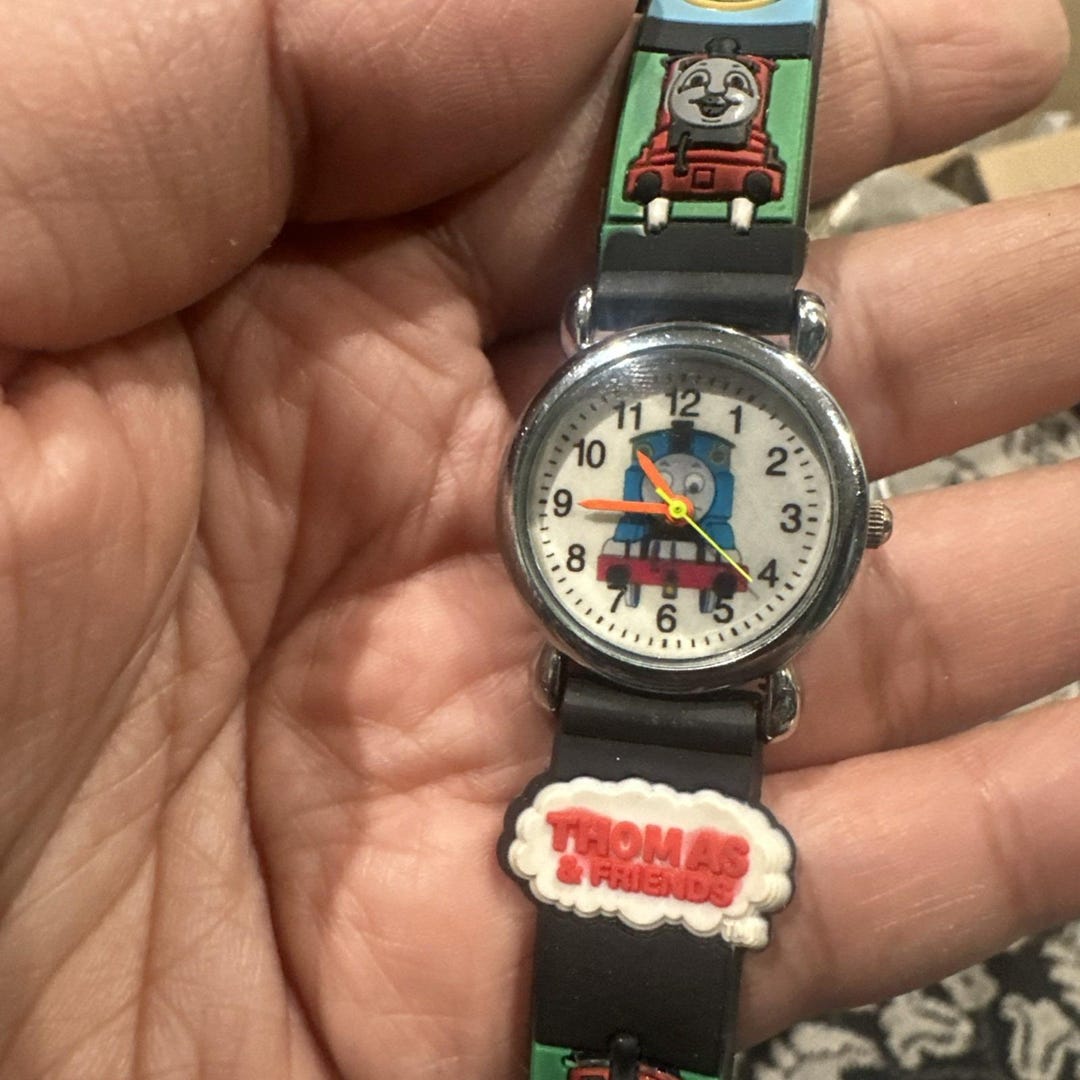 Working the Little Engine Thomas & Friends Quartz Watch New Battery ...