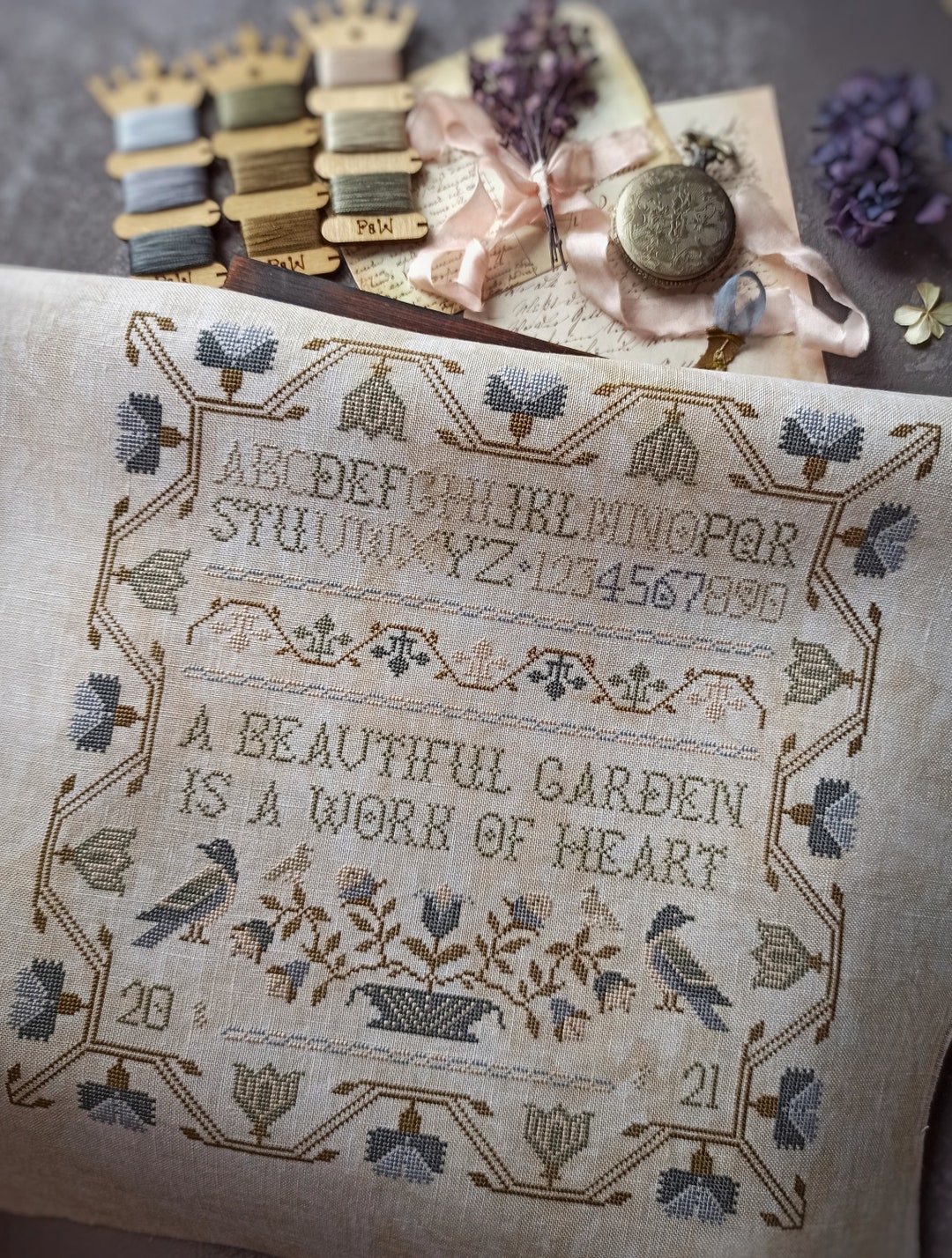Garden Sampler Cross Stitch Pattern: Primitive Counted Design (PDF) - Etsy