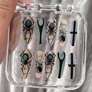 Luxury 3D Vivid Spider Press on Nail/ Hand-painted Spider and Spider ...