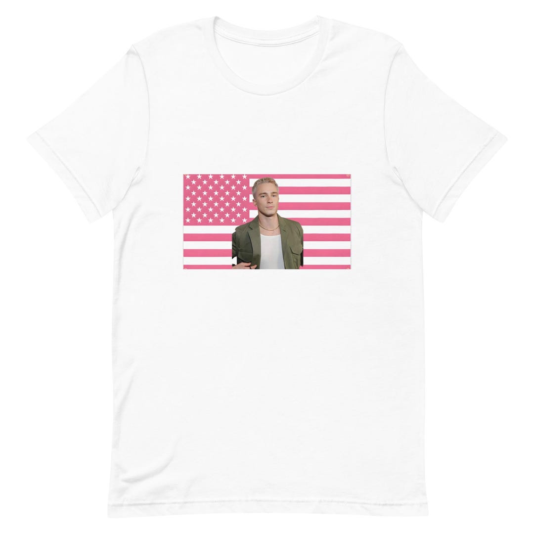 Rafe Cameron, Drew Starkey Photo Pink USA America Flag Unisex T-shirt ...