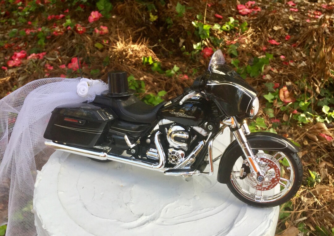 Motorcycle Cake Topper, Harley Davidson 2015 Street Glide Black ...