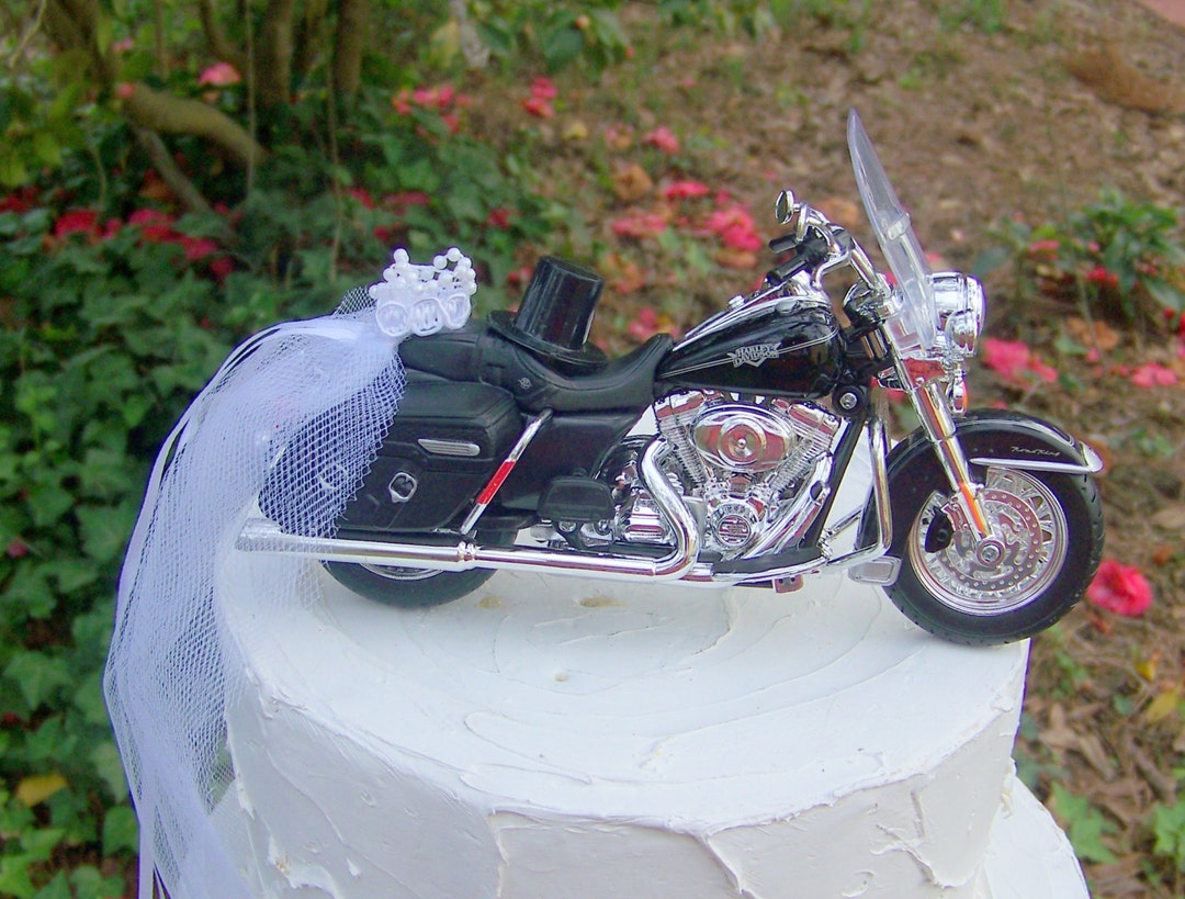 Motorcycle Cake Topper, Harley Davidson 2013 Road King Classic ...
