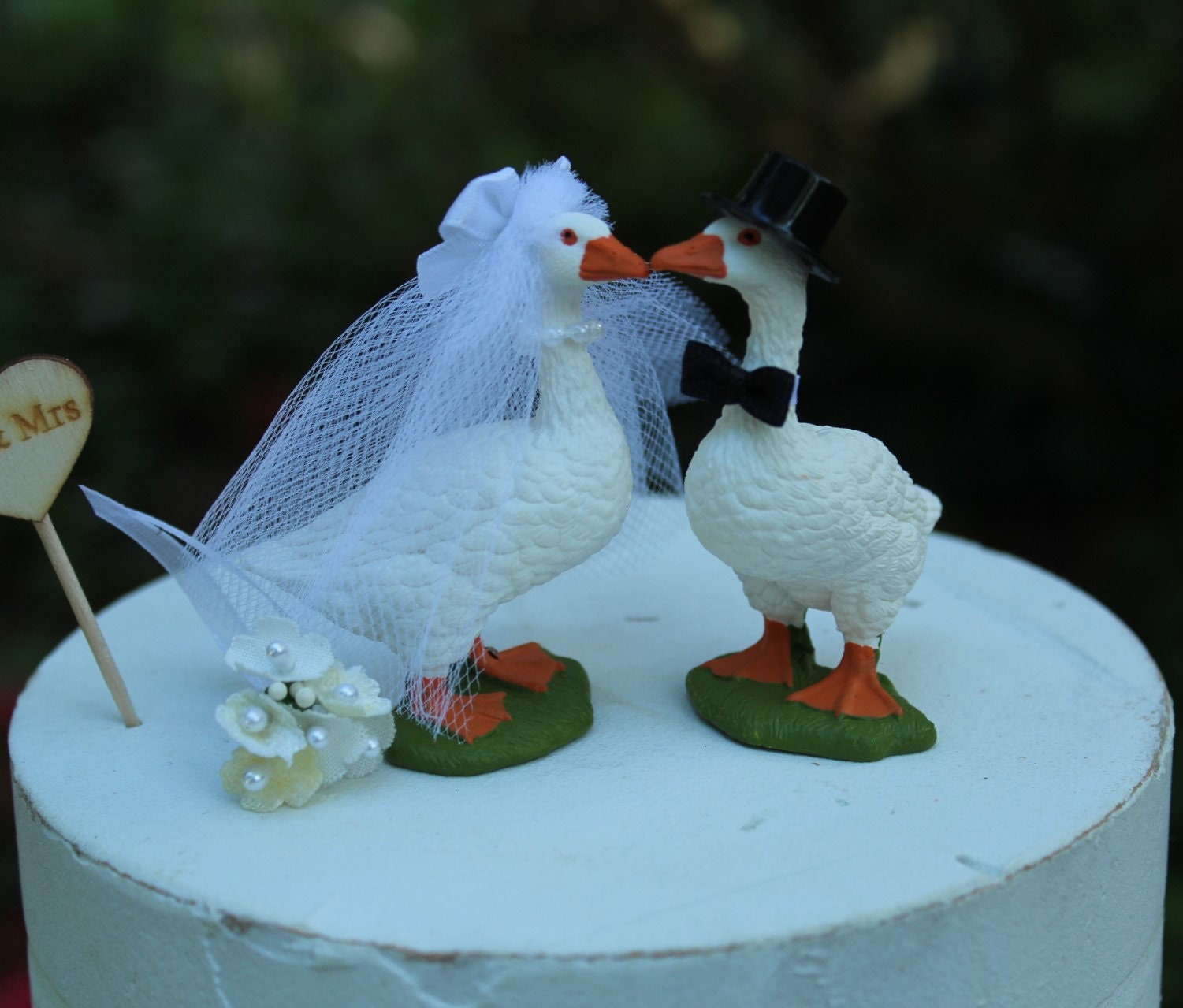 Goose-Wedding-Cake | Etsy