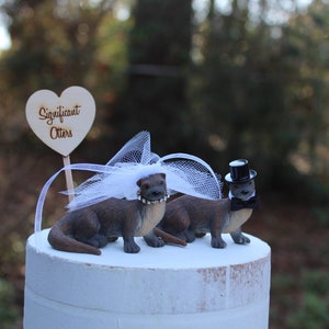 Otter-wedding-bride-groom-animal-unique-funny-wildlife-significant ...