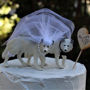 White Wolf Wedding Cake Topper, Animal Cake Topper, Timberwolf Cake ...