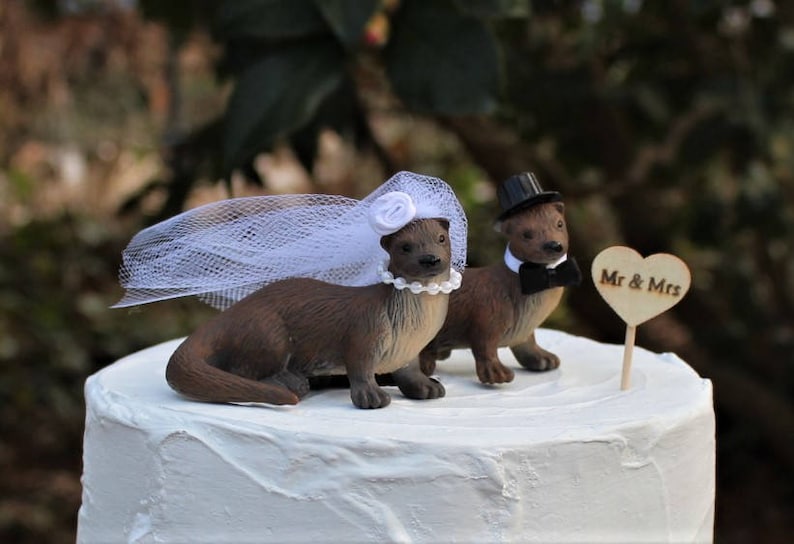 River Otter Wedding Cake Topper Bride-groom-animal-wooden - Etsy