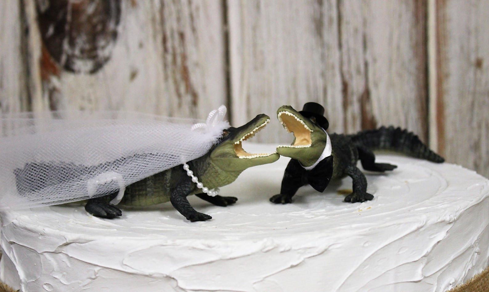 Alligator Wedding Cake Topper Animal Cake Topper Gator Cake | Etsy