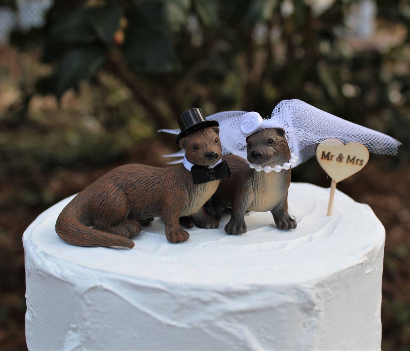 River Otter Wedding Cake Topper Bride-groom-animal-wooden - Etsy