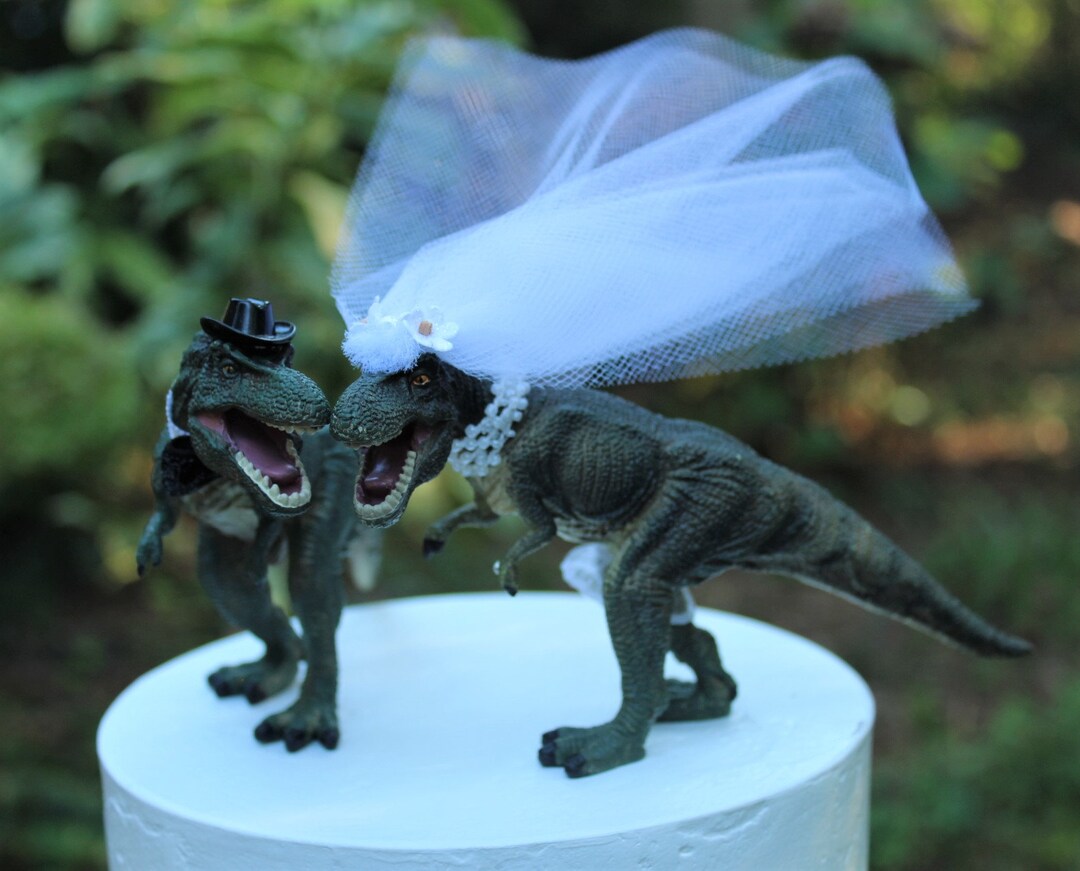Dinosaur Wedding Cake Topper, T-rex Cake Topper, Dinosaurs-jurassic ...