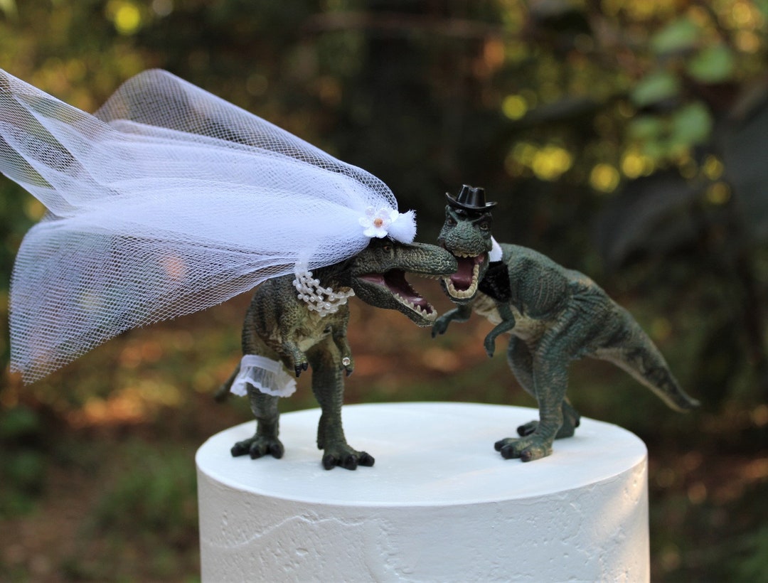 Dinosaur Wedding Cake Topper, T-rex Cake Topper, Dinosaurs-jurassic ...