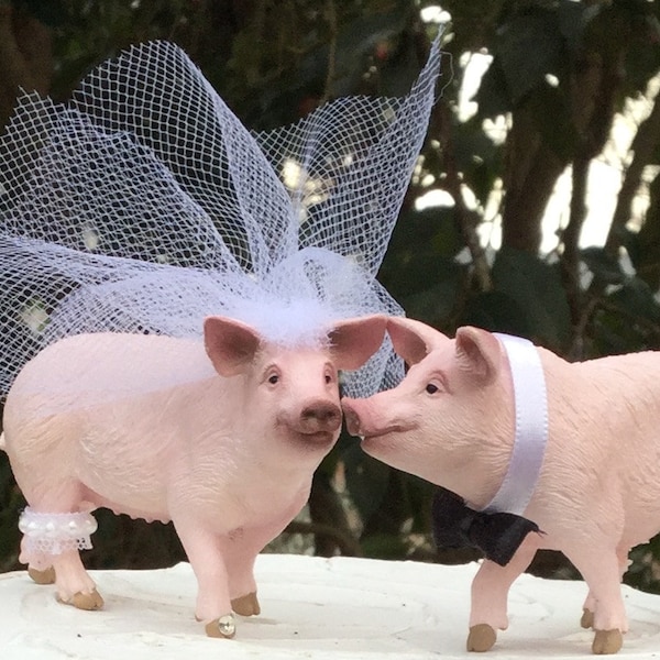 Pig Bride and Groom - Etsy