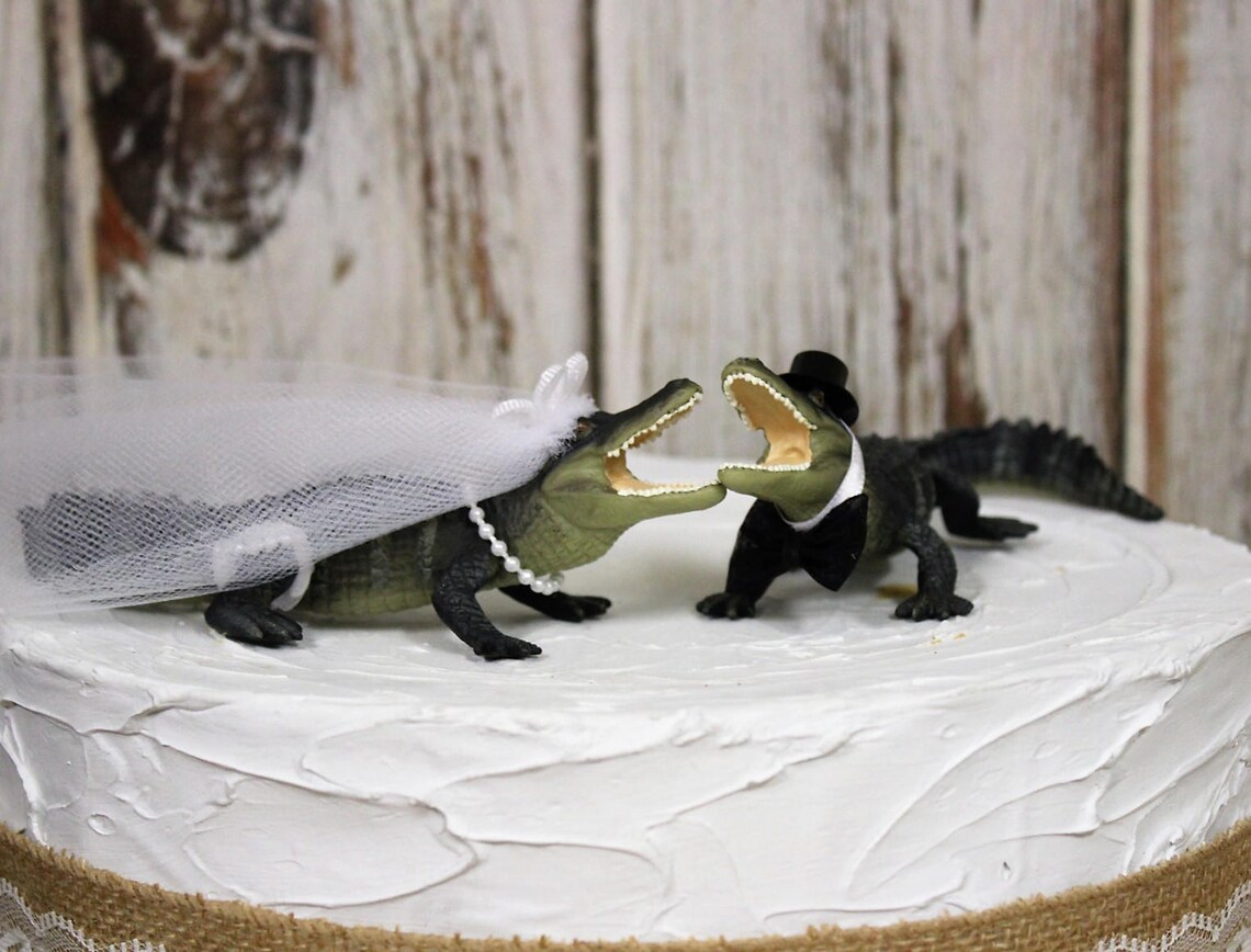 Alligator Wedding Cake Topper Animal Cake Topper Gator Cake - Etsy