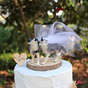 Wolf Wedding Cake Topper, Animal Cake Topper, Timberwolf Cake Topper, Wild Gray Howling Wolf ...