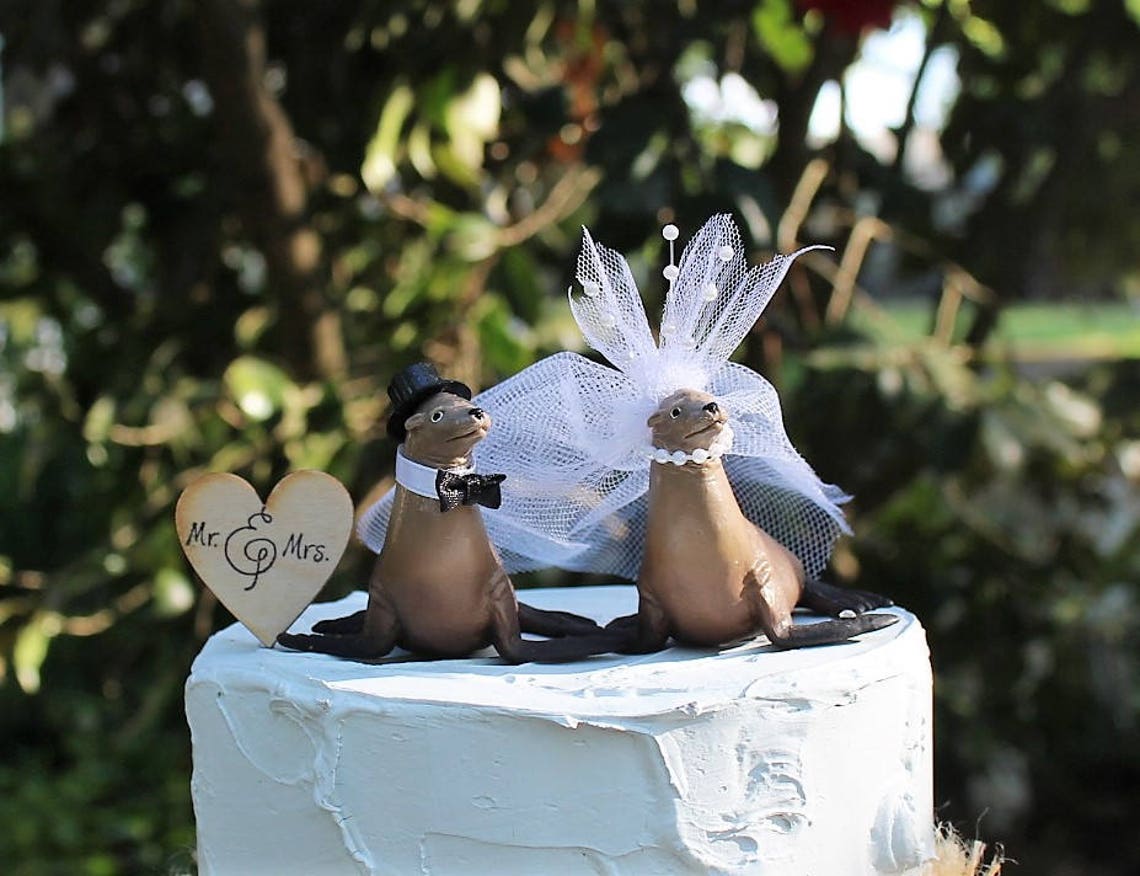 Sea Lion Wedding Cake Topper, Seal Cake Topper, Beach-ocean Wedding ...