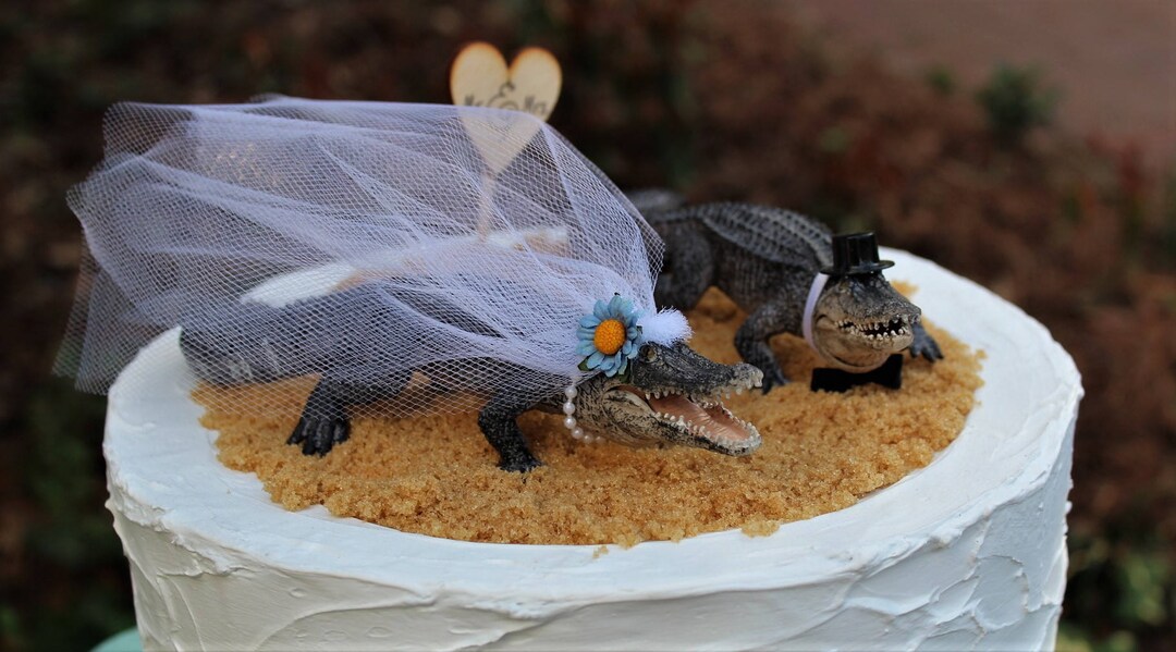 Alligator Wedding Cake Topper, Florida Gaters, Animal Cake Topper ...