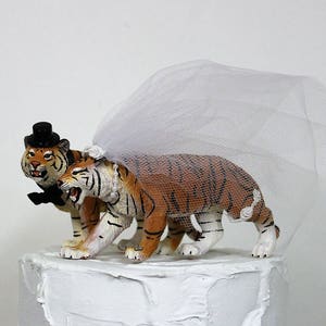 Tiger Cake Topper, Wedding Cake Topper, Animal Cake Topper, Safari-wild ...