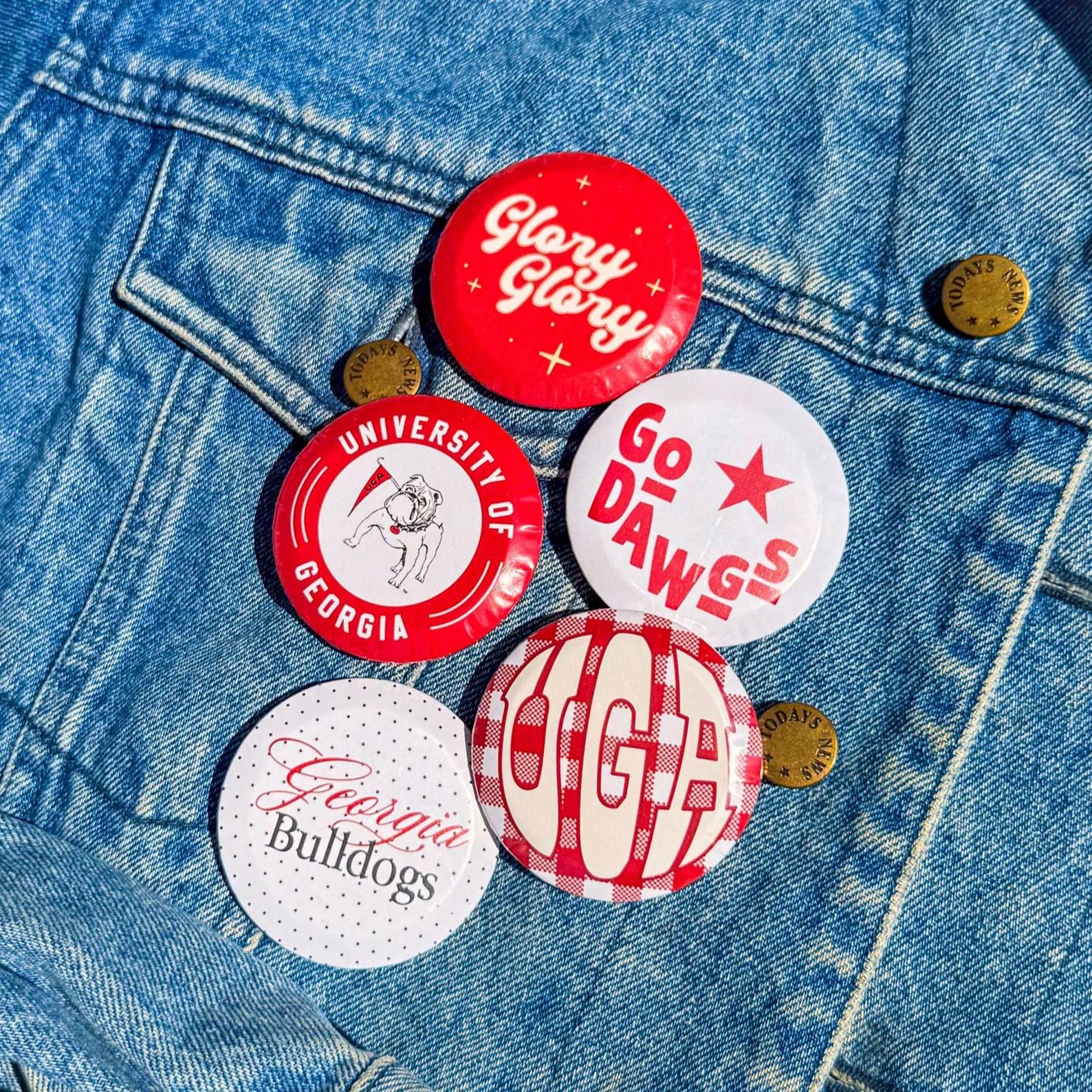 College Football Game Day Buttons | Sorority Style Tailgate Pins | 6 ...