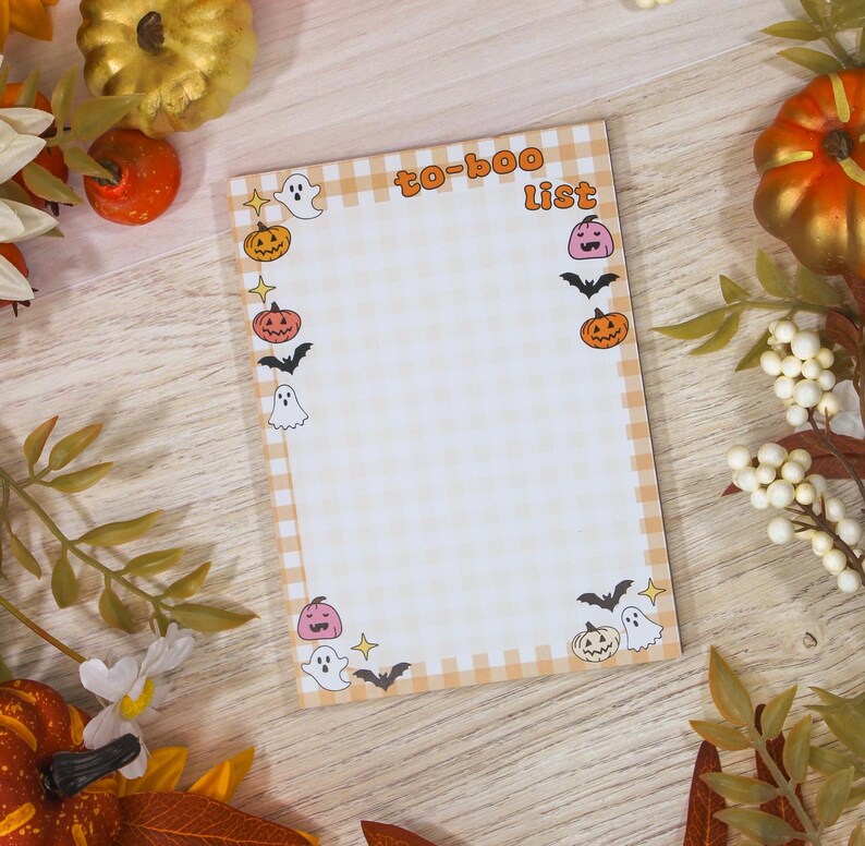 Cartoon Halloween To-boo List: 50 Tear Away Sheets, 4.25x5.5, 5x7, or ...