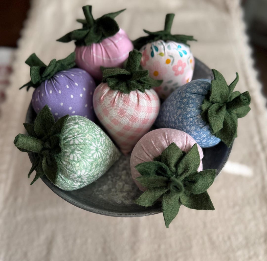 Strawberries, 7 Spring Pastel Fabric Strawberries,spring Basket,tray ...