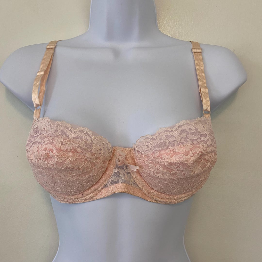 Vintage Pink Lace Pointed Bra 34A - Etsy