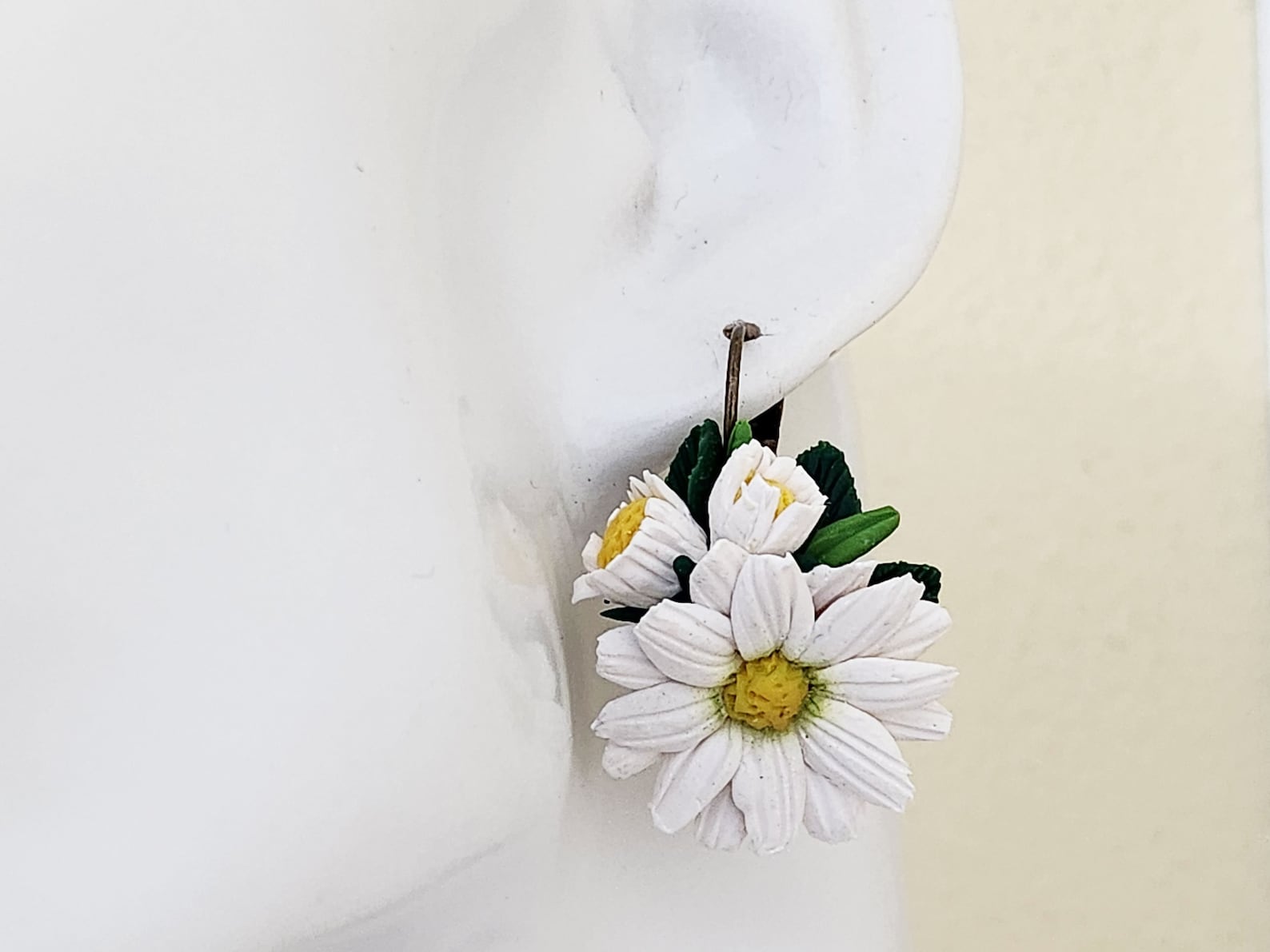 Realistic Daisy Earrings READY TO SHIP Daisy Jewelry April - Etsy