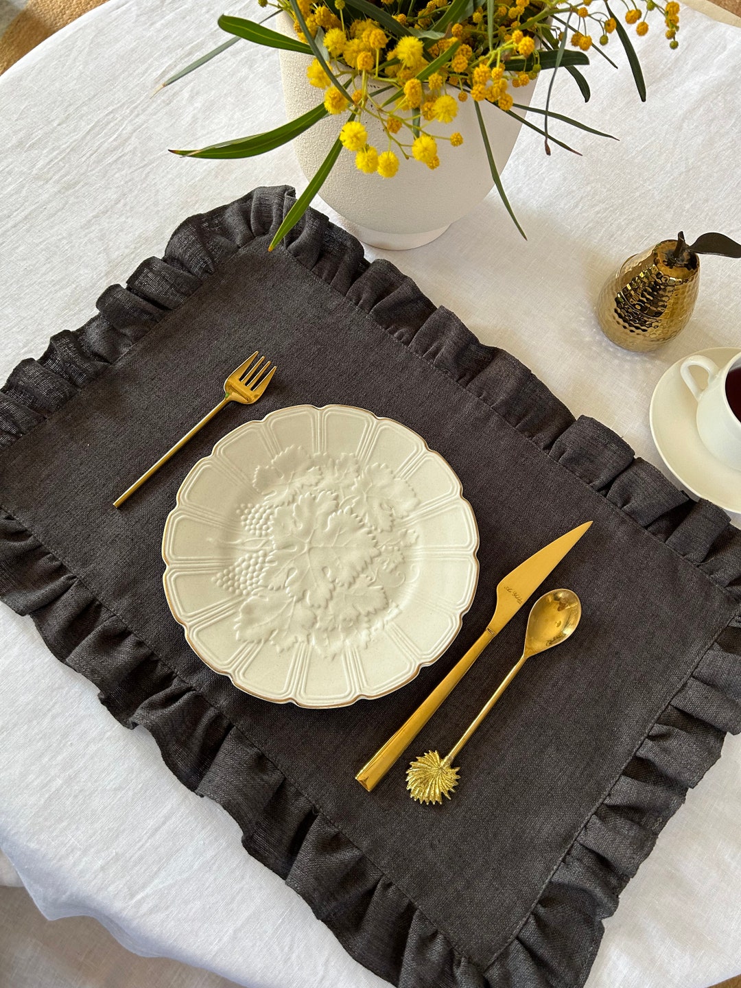 Ruffle Placemat, Natural Turkish Linen Fabric, Rustic Handmade Tablemat ...