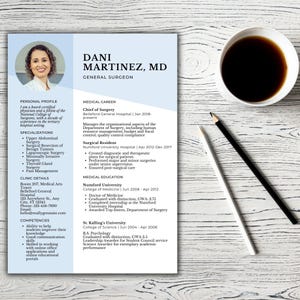 Doctor Resume Template Professional, ATS Friendly, Customizable Medical ...