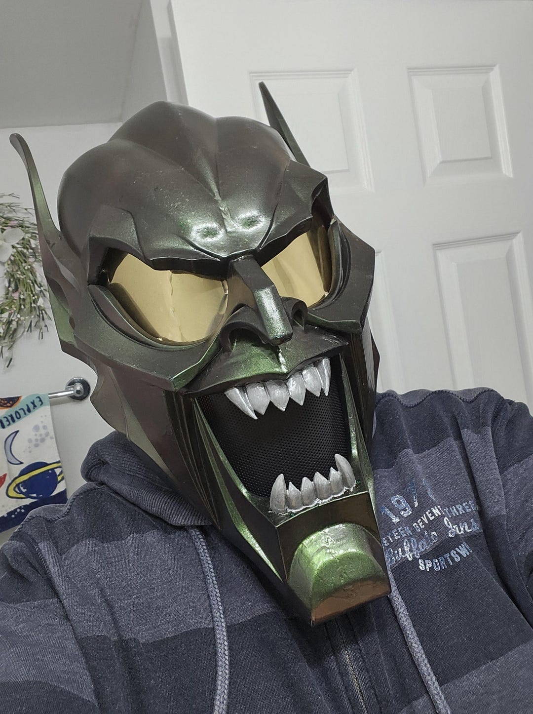 Green Goblin Mask/ Cosplay Helmet - Etsy