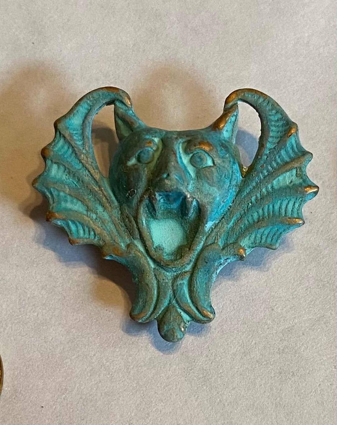 Screaming Vampire Bat Tie Tac Small Brooch Pin Vintage Verdigris Tone ...