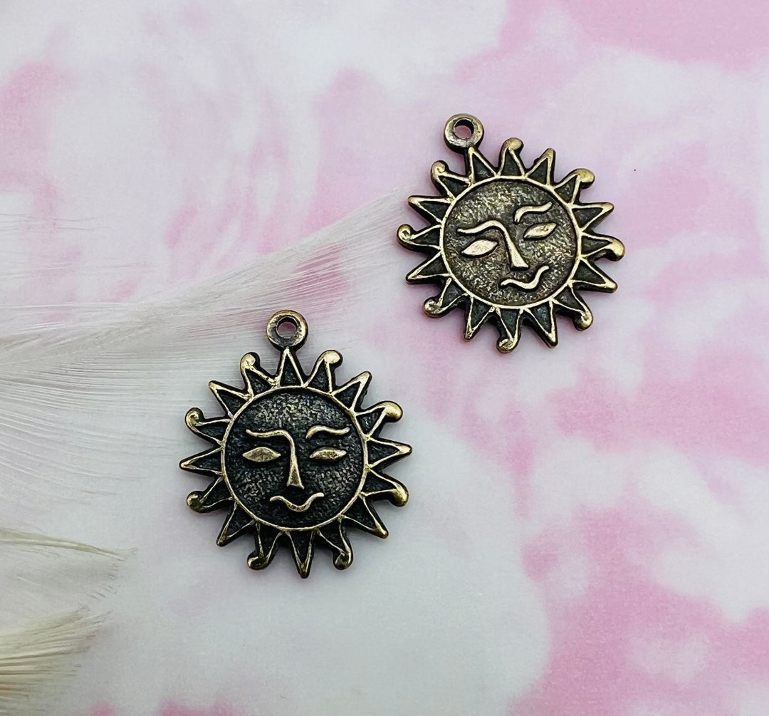 ANTIQUE BRASS Small Sun Face Charms ~ Expressive Sun Face Stamping ...