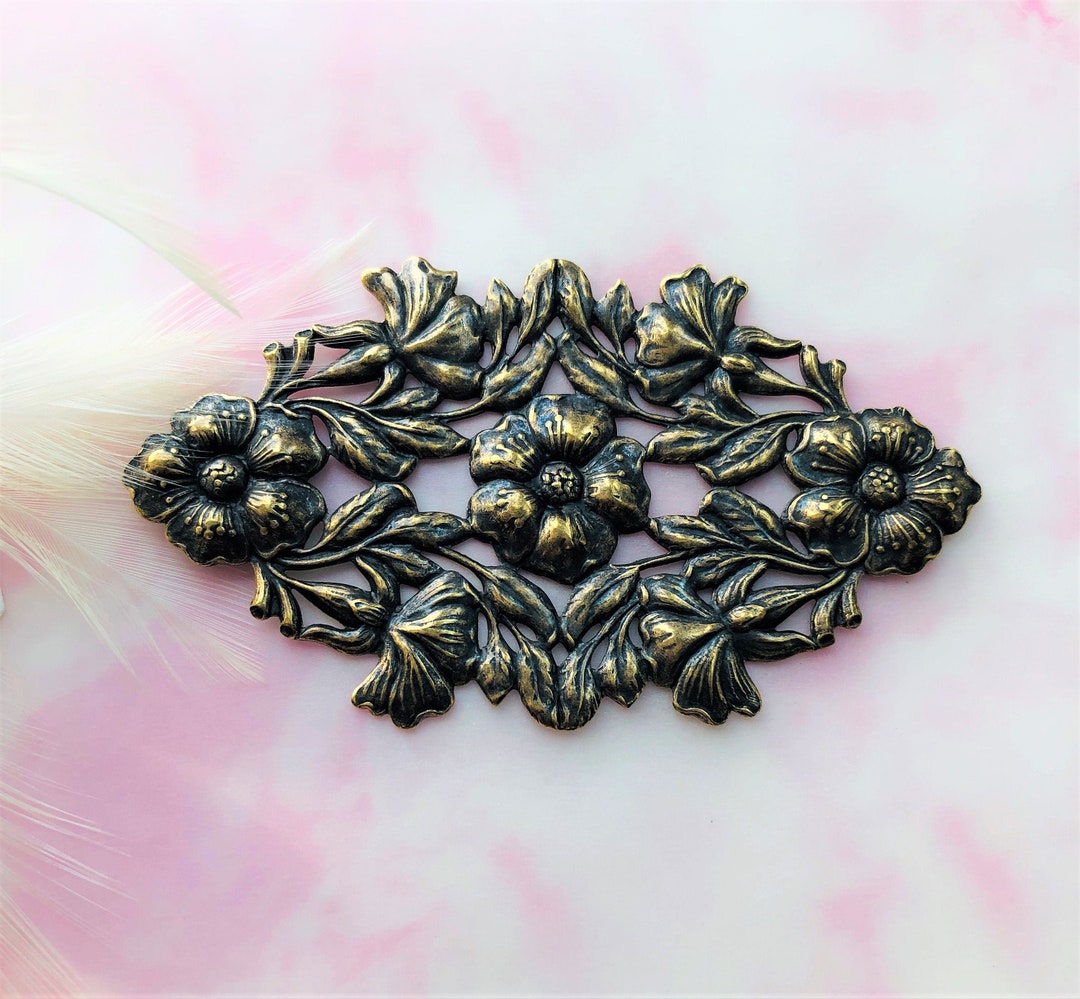ANTIQUE BRASS Cartouche Plaque Art Nouveau Oval Leaf & Flowers Stamping ...