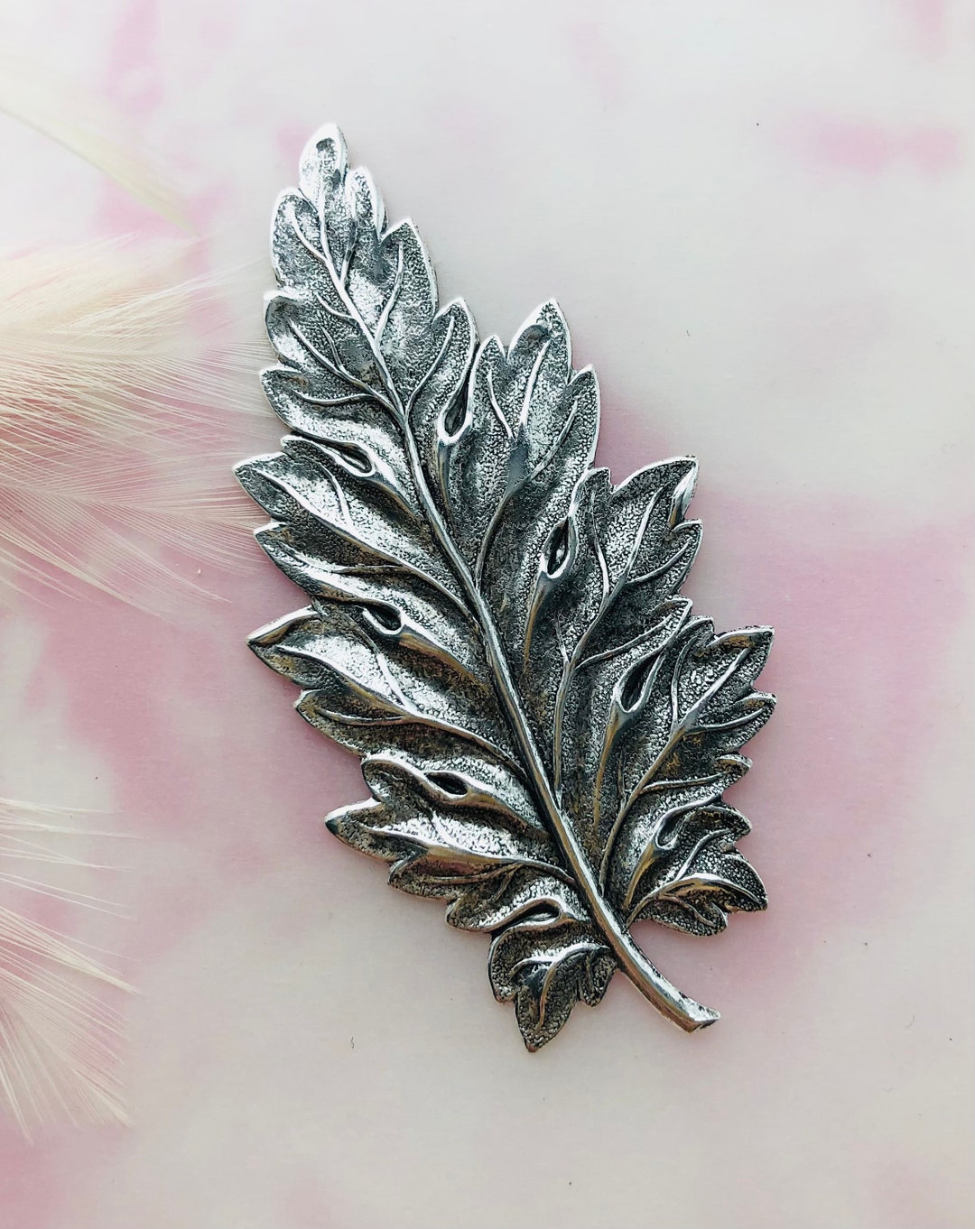 ANTIQUE SILVER Woodland Leaf Stamping ~ Jewelry Ornament Findings (FB ...