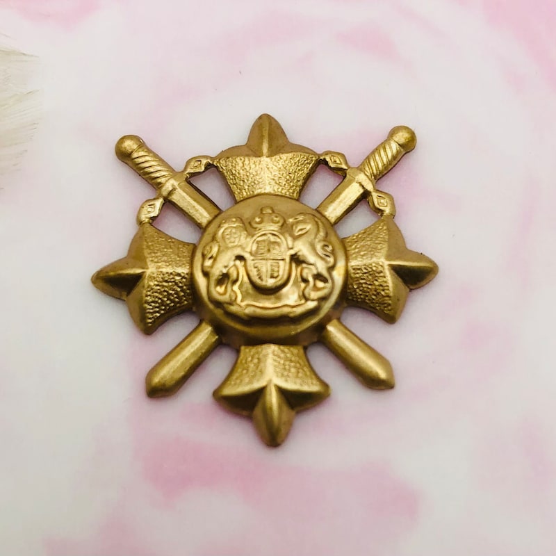 Crest Stamp - Etsy