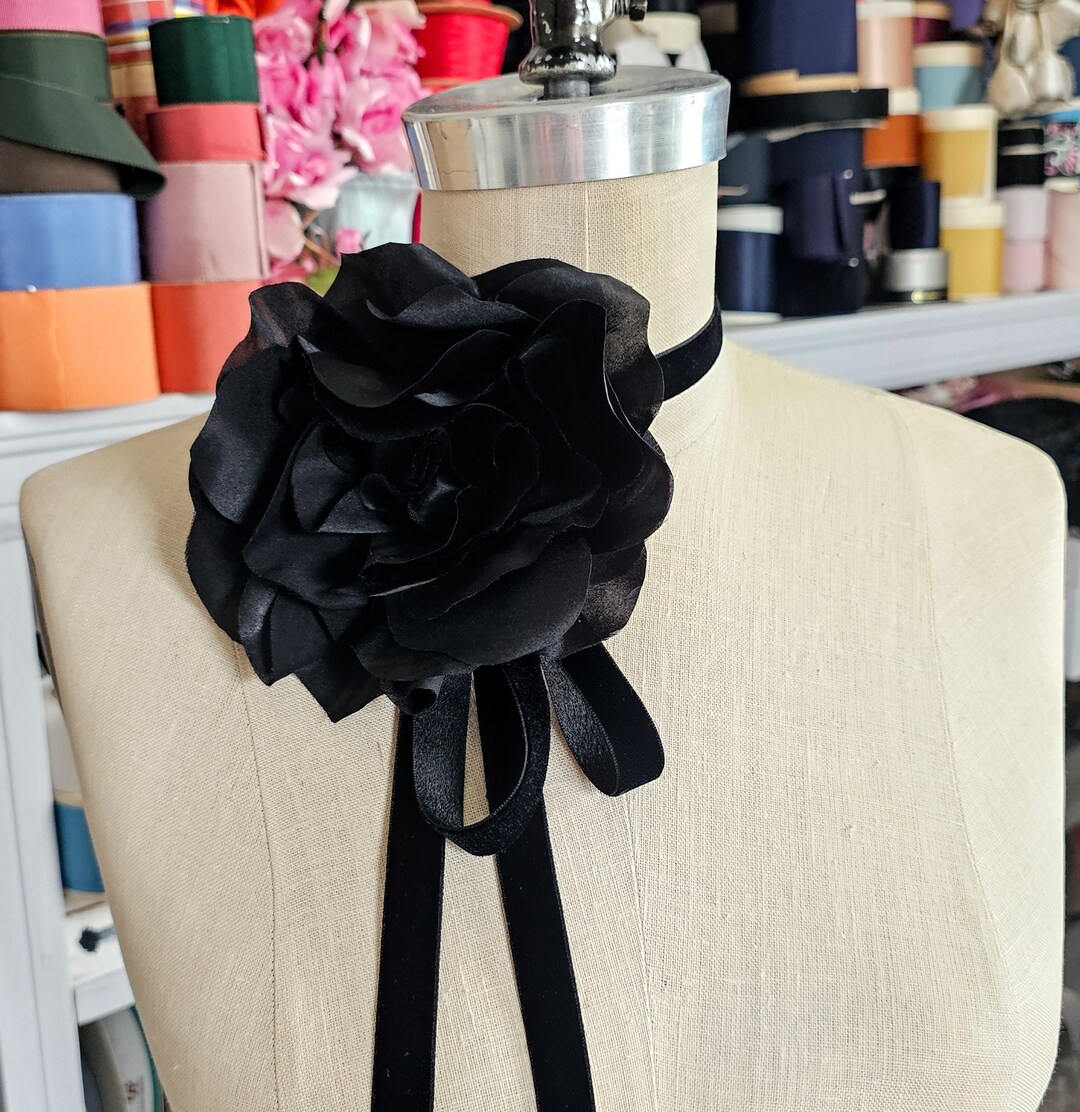 READY TO SHIP Black Silk Satin Rose Choker, Velvet Ribbon Choker ...