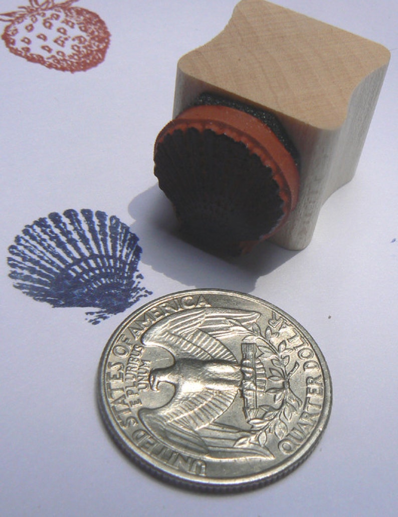 P24 Miniature Shell, Clam, Rubber Stamp WM - Etsy