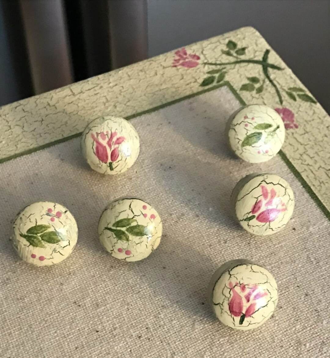 Tulip Pin Board, 12 X 12", Hand Painted, Country, Shabby, Chic, 6 ...