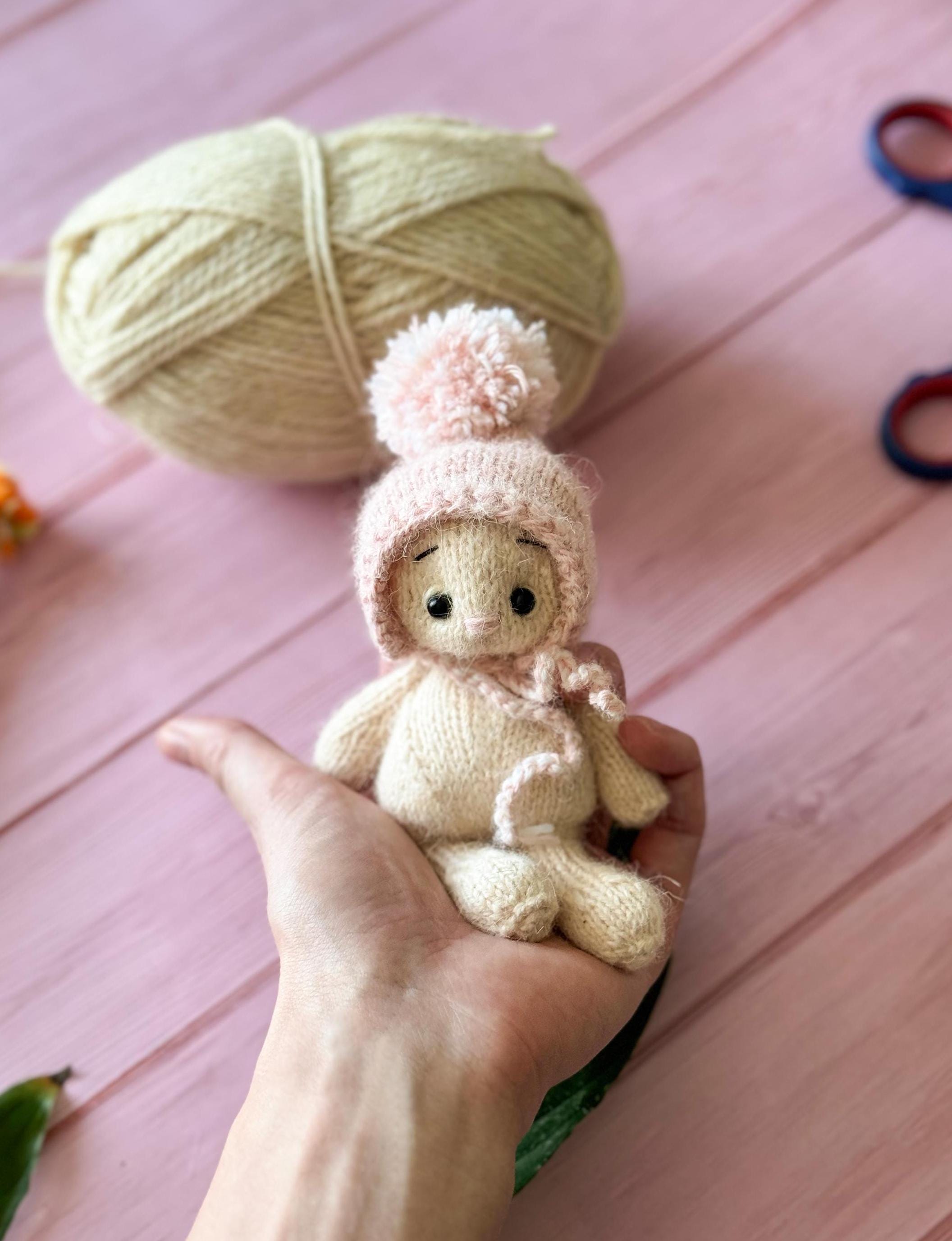 Kitten PDF Knitting Pattern, Mini Cat Knitting Pattern, Kitten in Hat ...